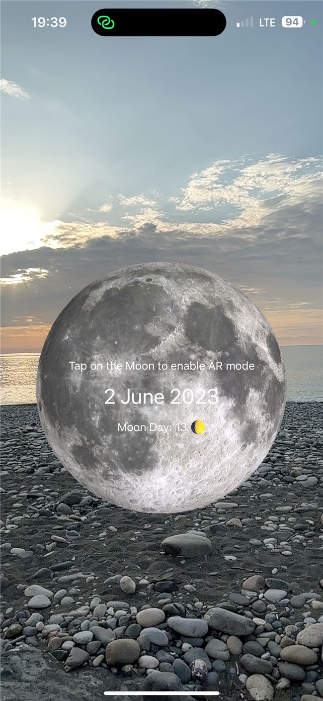 Moonlight phase AR Mobile App | The Best Mobile App Awards